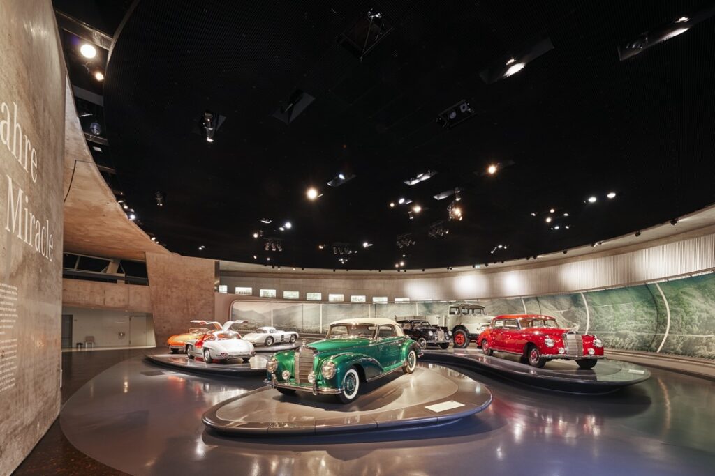 Mercedes-Benz Museum - Automobile Museums