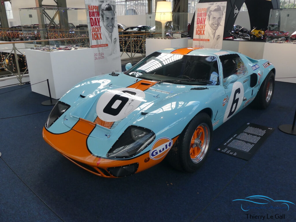 Bon Anniversaire Jacky Ickx à Autoworld - Automobile Museums